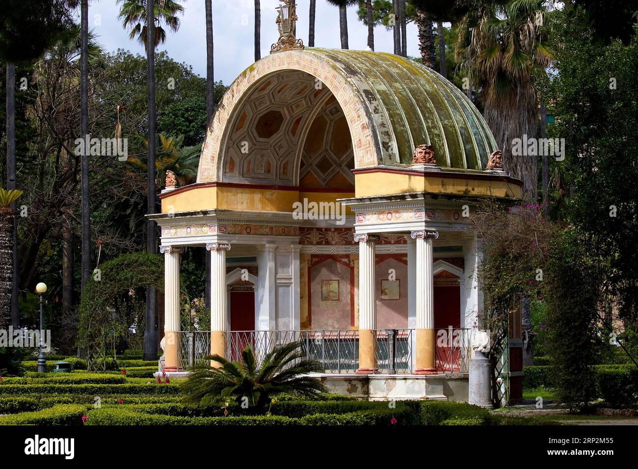 Orchestra shell, columns, arched roof, trees, lawn, Botanical Garden ...