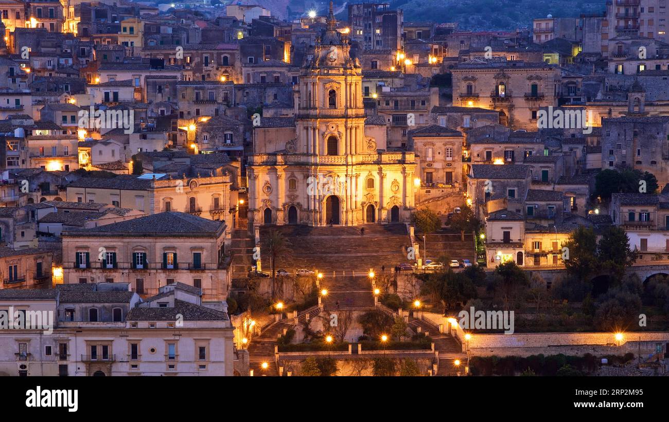 Night shot, blue hour, illuminated historical buildings, Duomo di San ...
