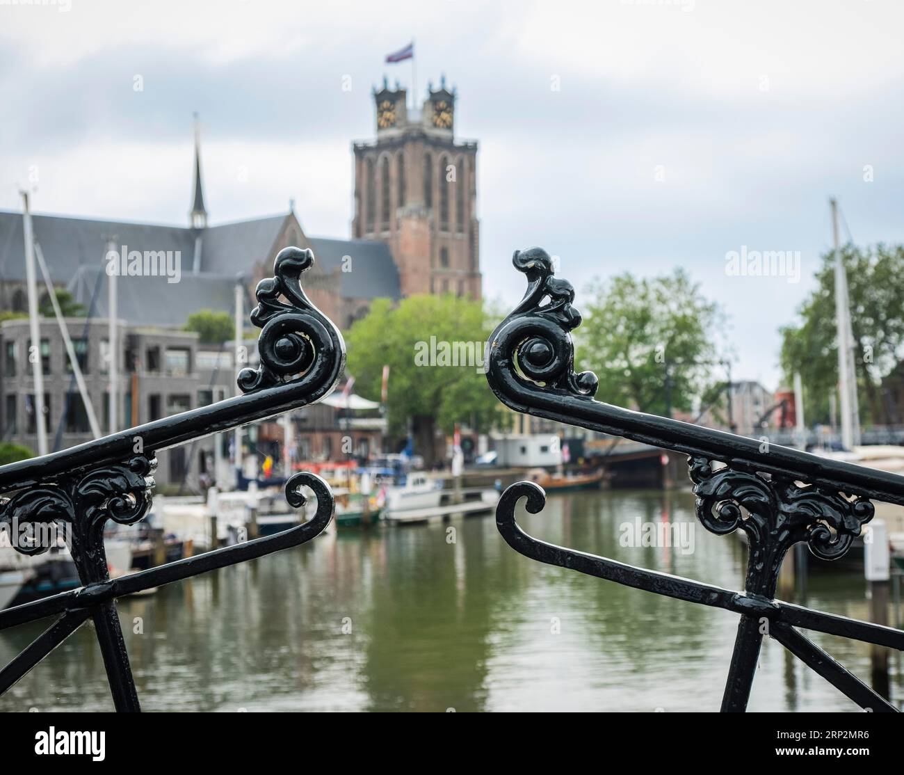 Eiserne bruecke hi-res stock photography and images - Alamy