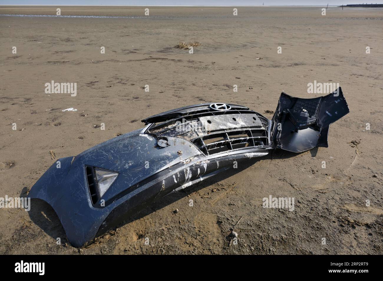 Marine litter washed up on the beach, human impact on the marine ...