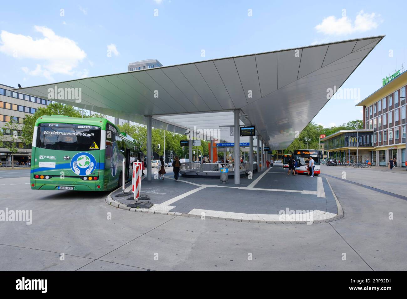ZOB, Central Bus Station, Bochum, Ruhr Area, North Rhine-Westphalia, Germany Stock Photo - Alamy