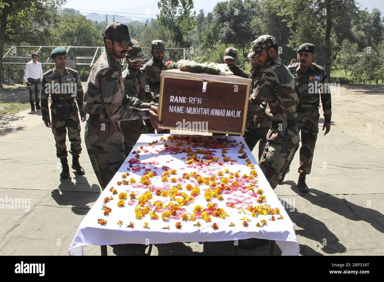 Indian soldier coffin hi-res stock photography and images - Alamy