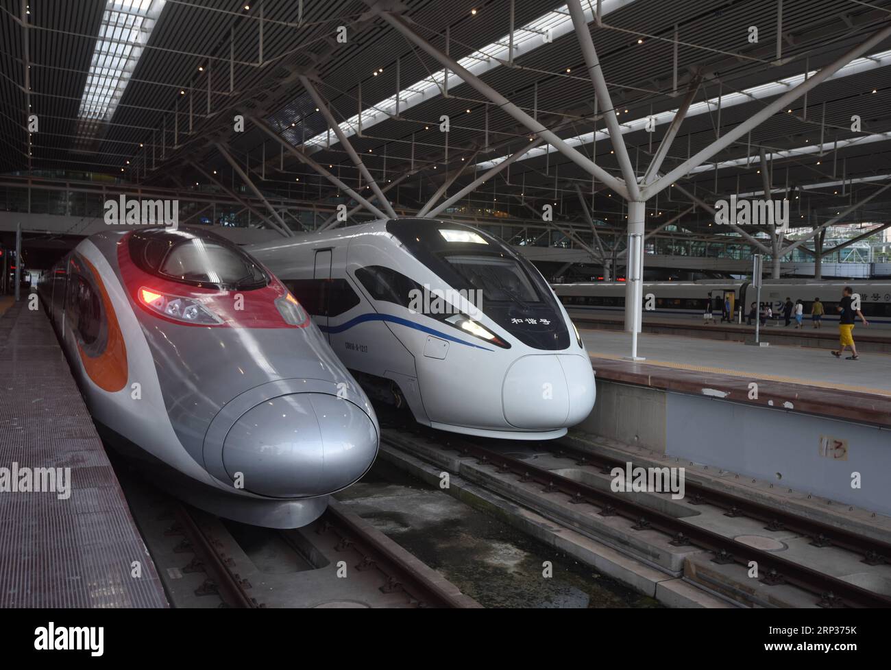 Hi speed trains hi-res stock photography and images - Alamy