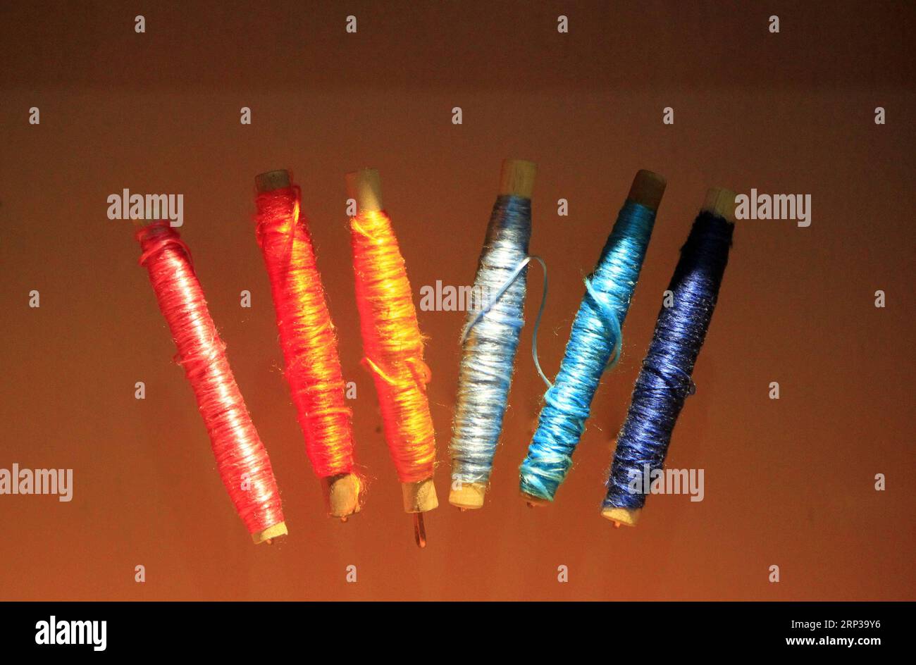 Chinese silk brocade patterns hi-res stock photography and images - Alamy