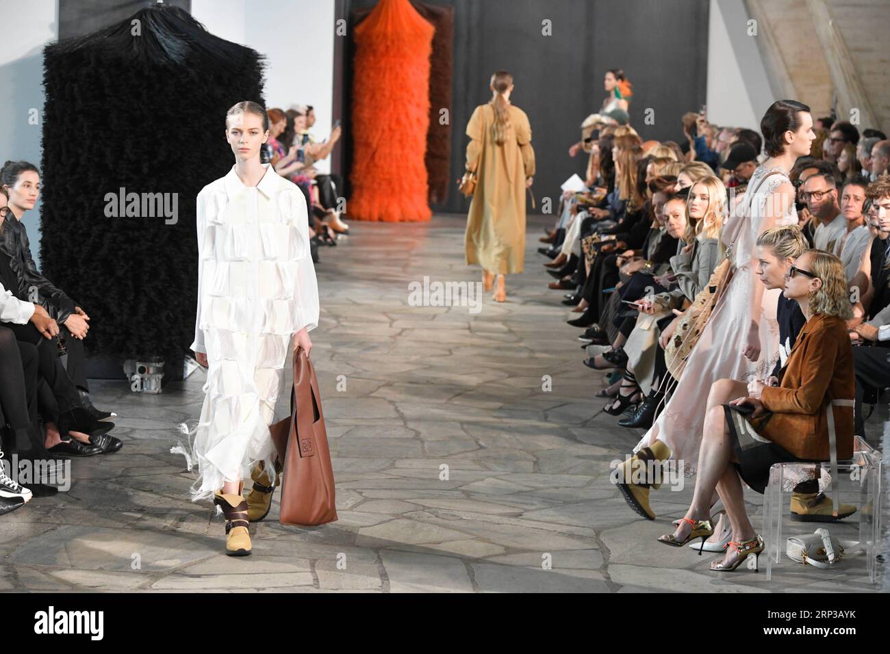 Wek loewe hi-res stock photography and images - Alamy