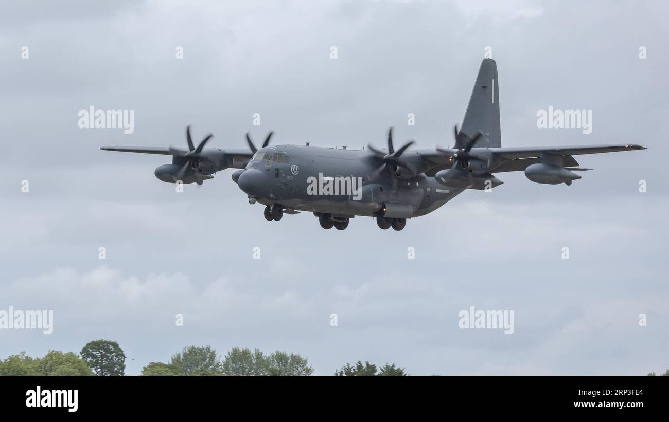 International special operations forces hi-res stock photography and ...