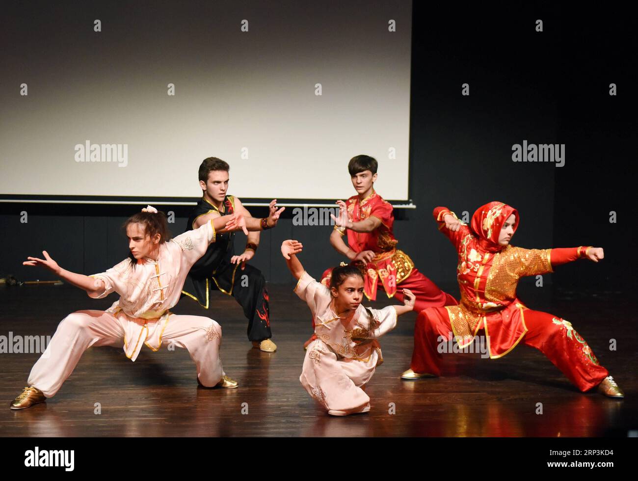 Universityi hi-res stock photography and images - Alamy