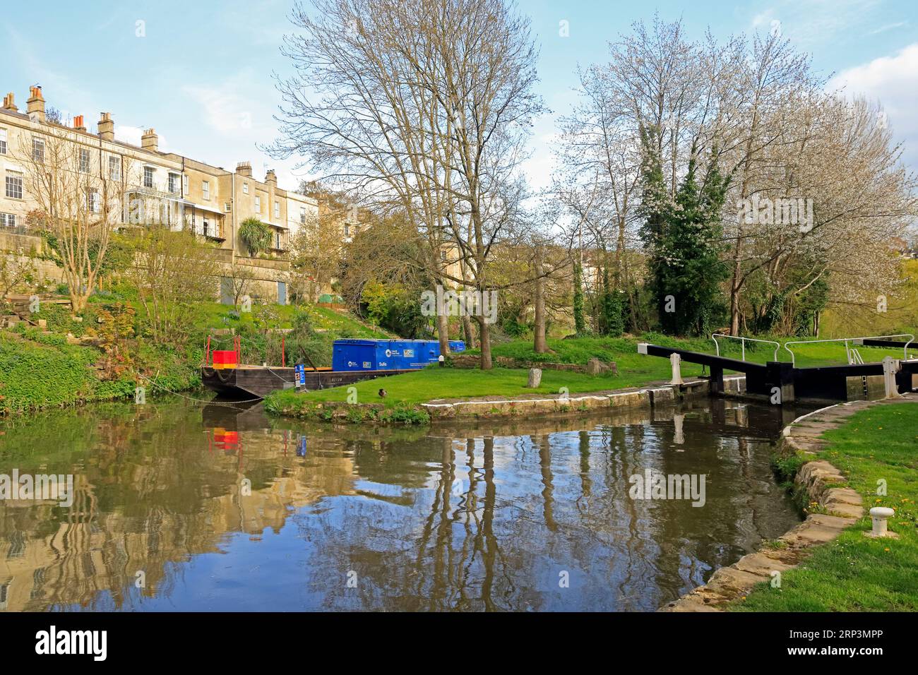 Maintenance barge and lock gates on the Kennet and Avon canal, Bath ...