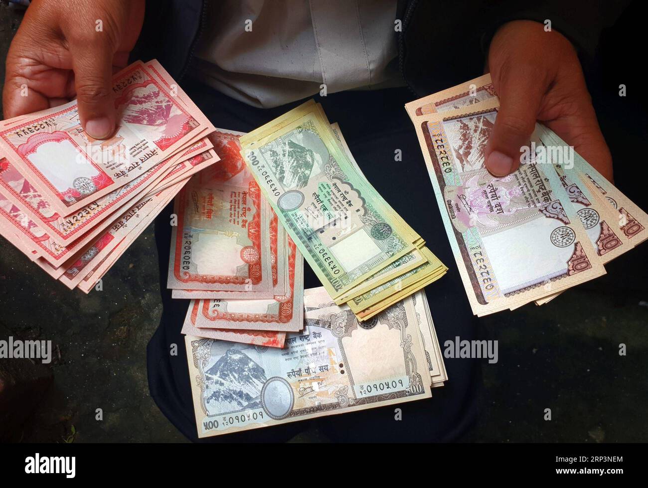 Nepal bank notes hi-res stock photography and images - Alamy