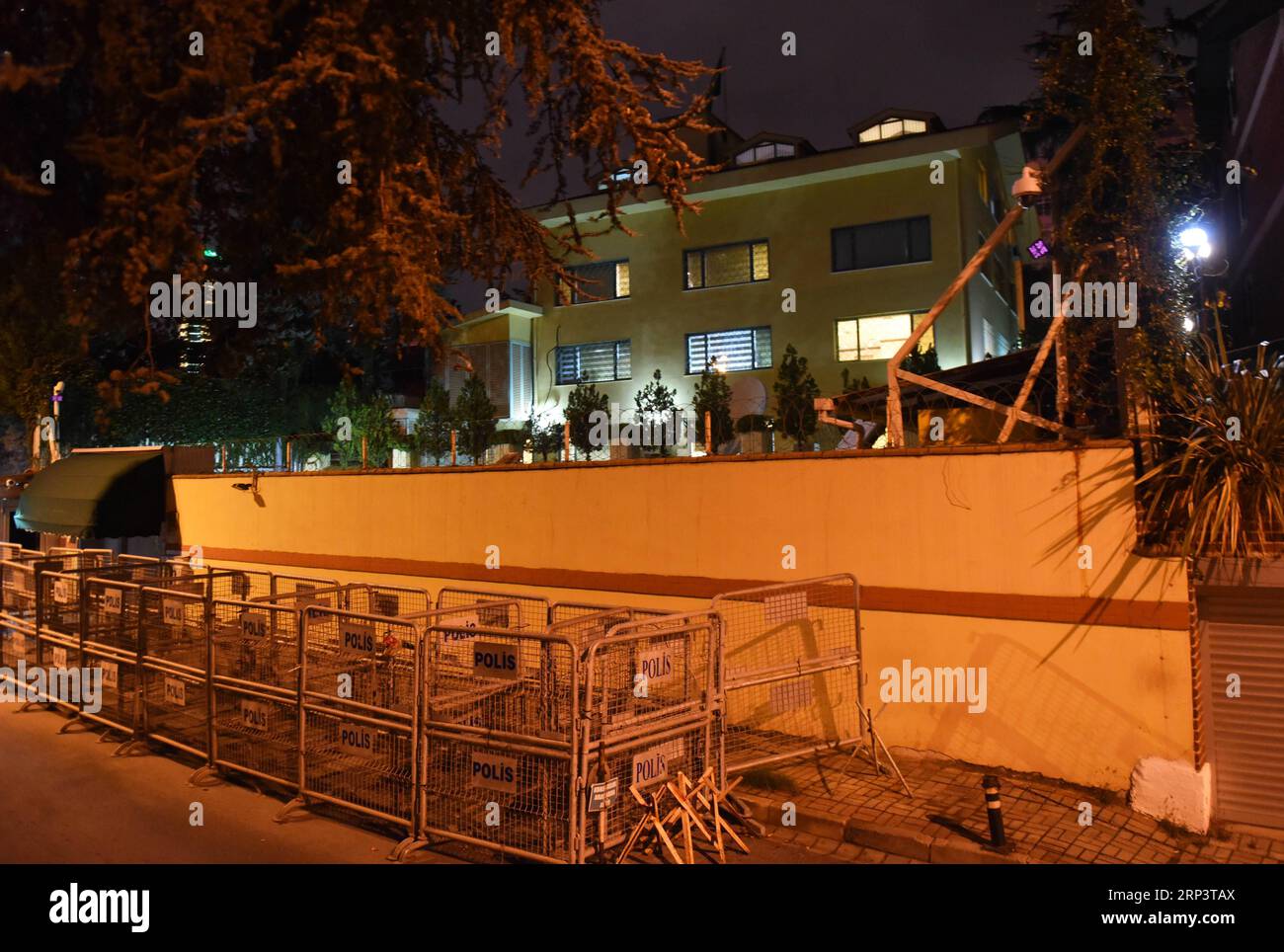 15 broadcast hi-res stock photography and images - Alamy