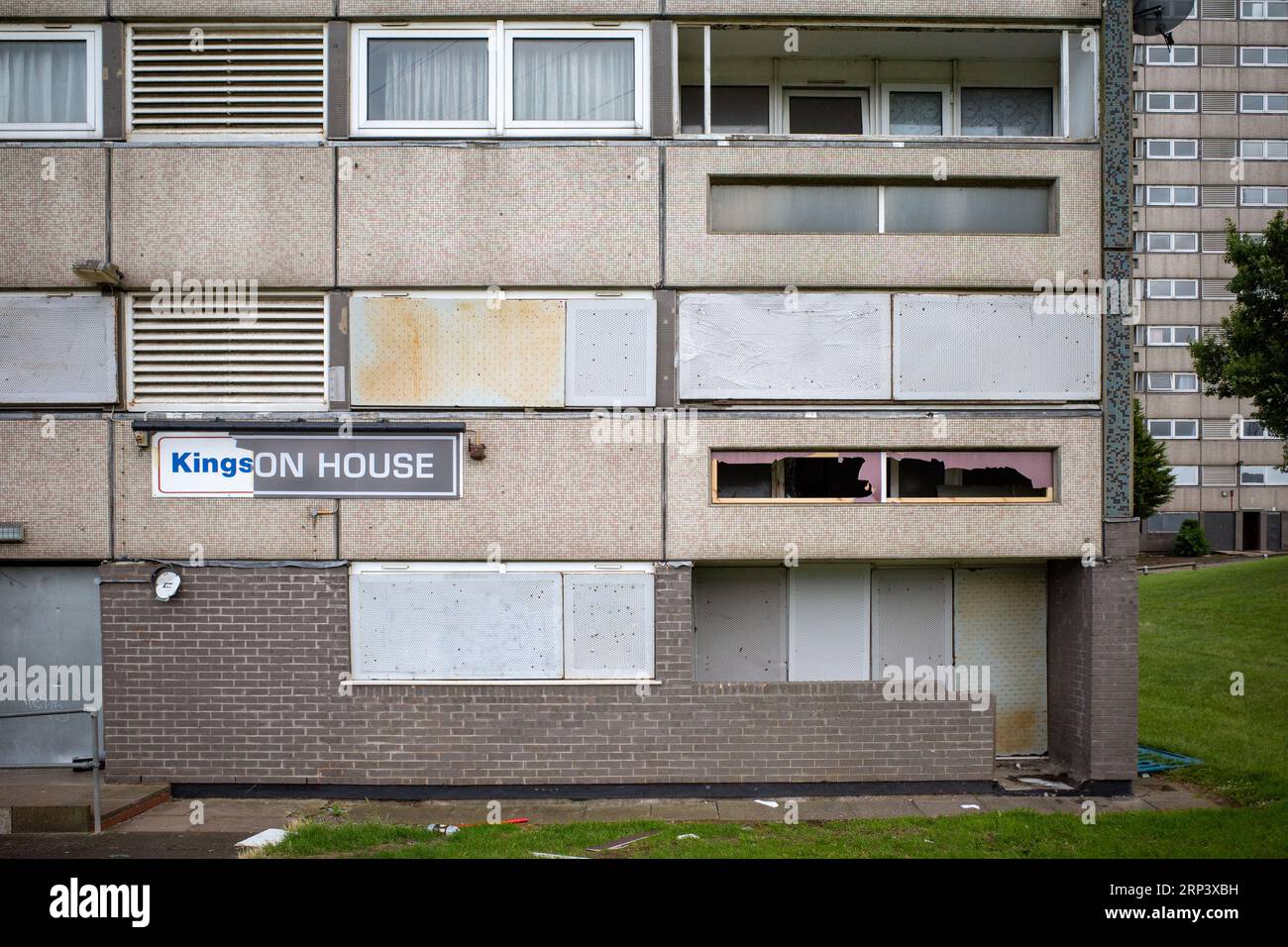 1960s high rise tower blocks in hi-res stock photography and images - Alamy