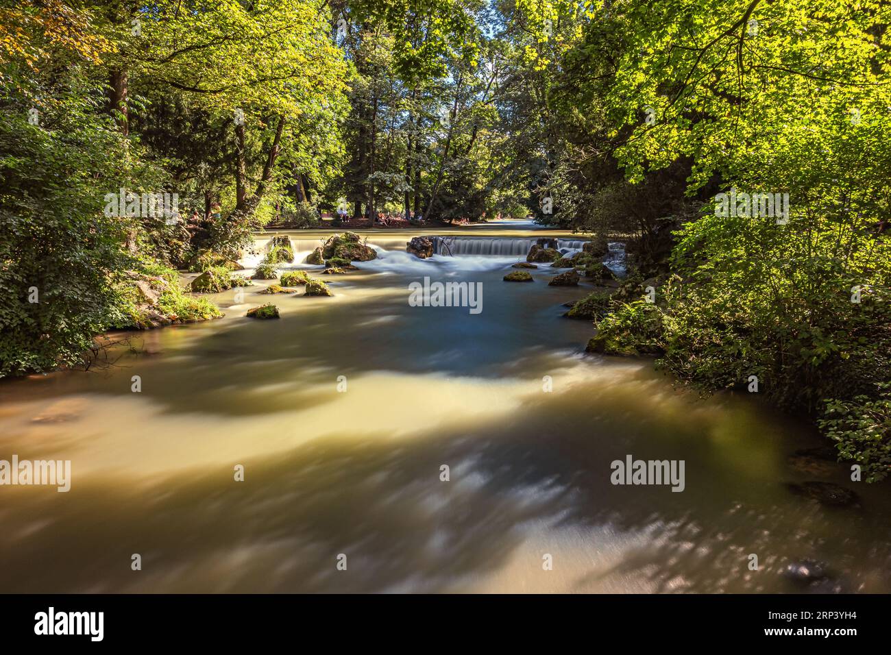 English garden munich germany river hi-res stock photography and images ...