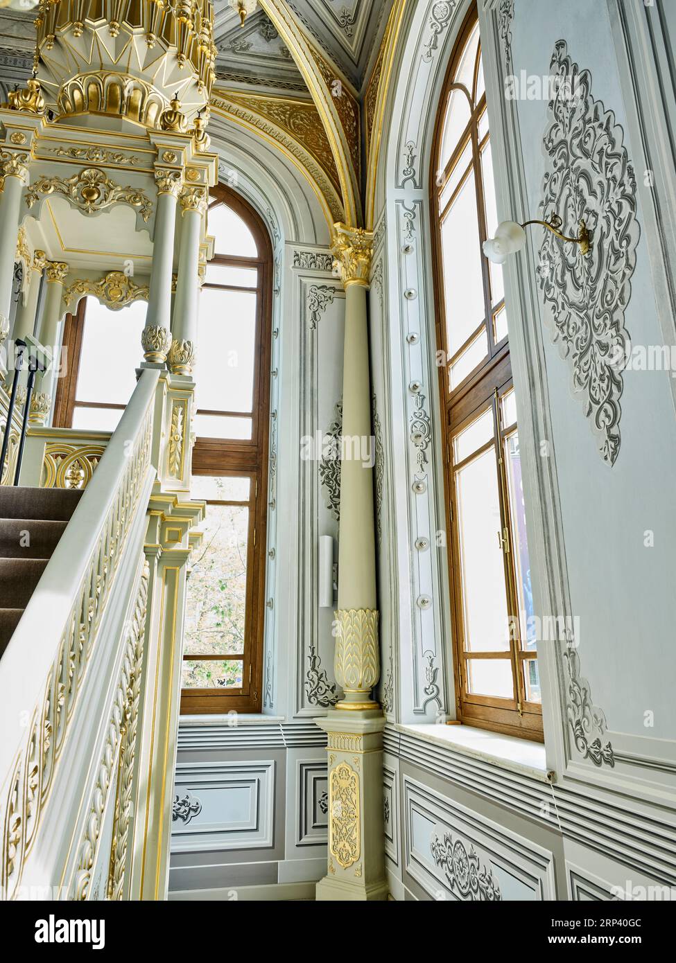 A beautiful example of Turkish and Islamic architecture, and interior ...