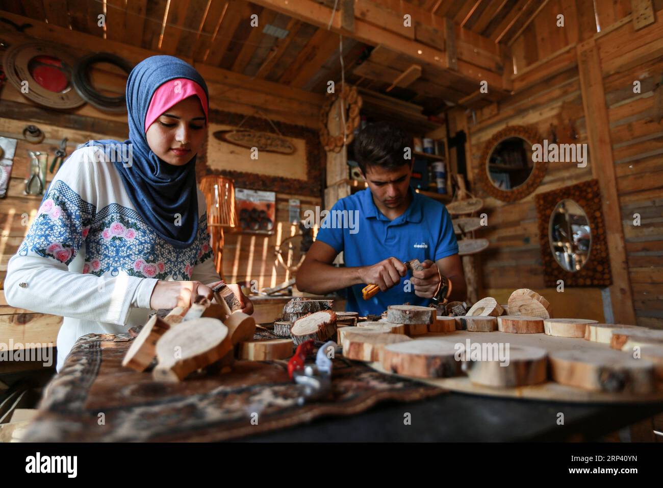 Al nakhala hi-res stock photography and images - Alamy