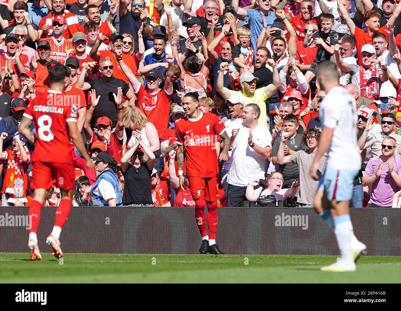 Matty cash goal celebration hi-res stock photography and images - Alamy