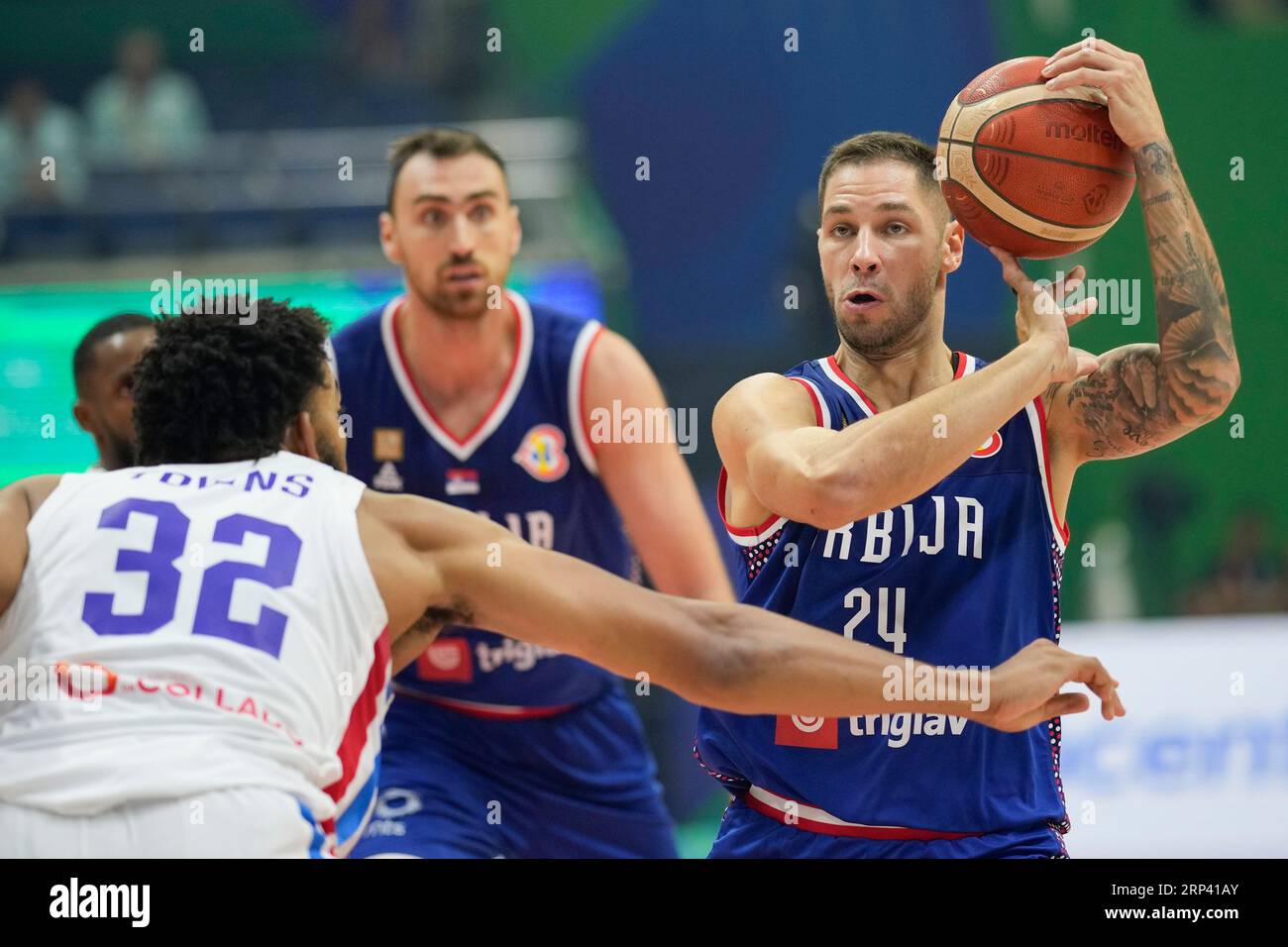 Serbia guard Stefan Jovic (24) against Dominican Republic forward Karl ...