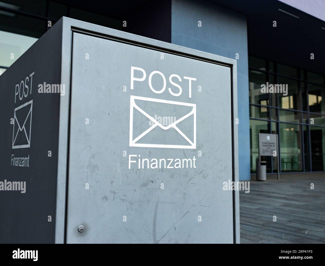Getting mail at post office hi-res stock photography and images - Alamy