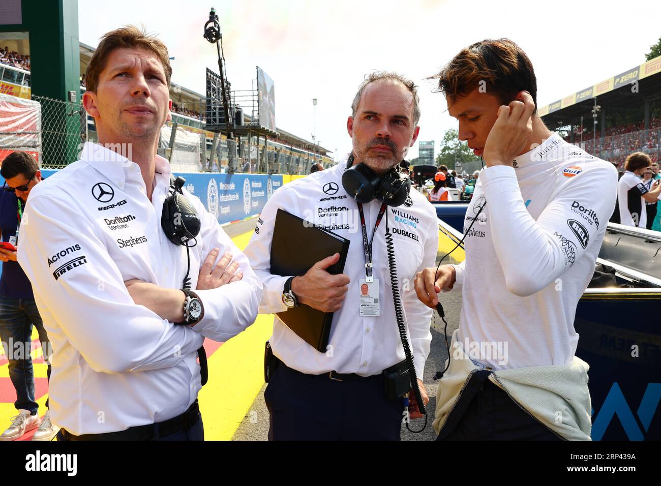 James vowles and alex albon hi-res stock photography and images - Alamy