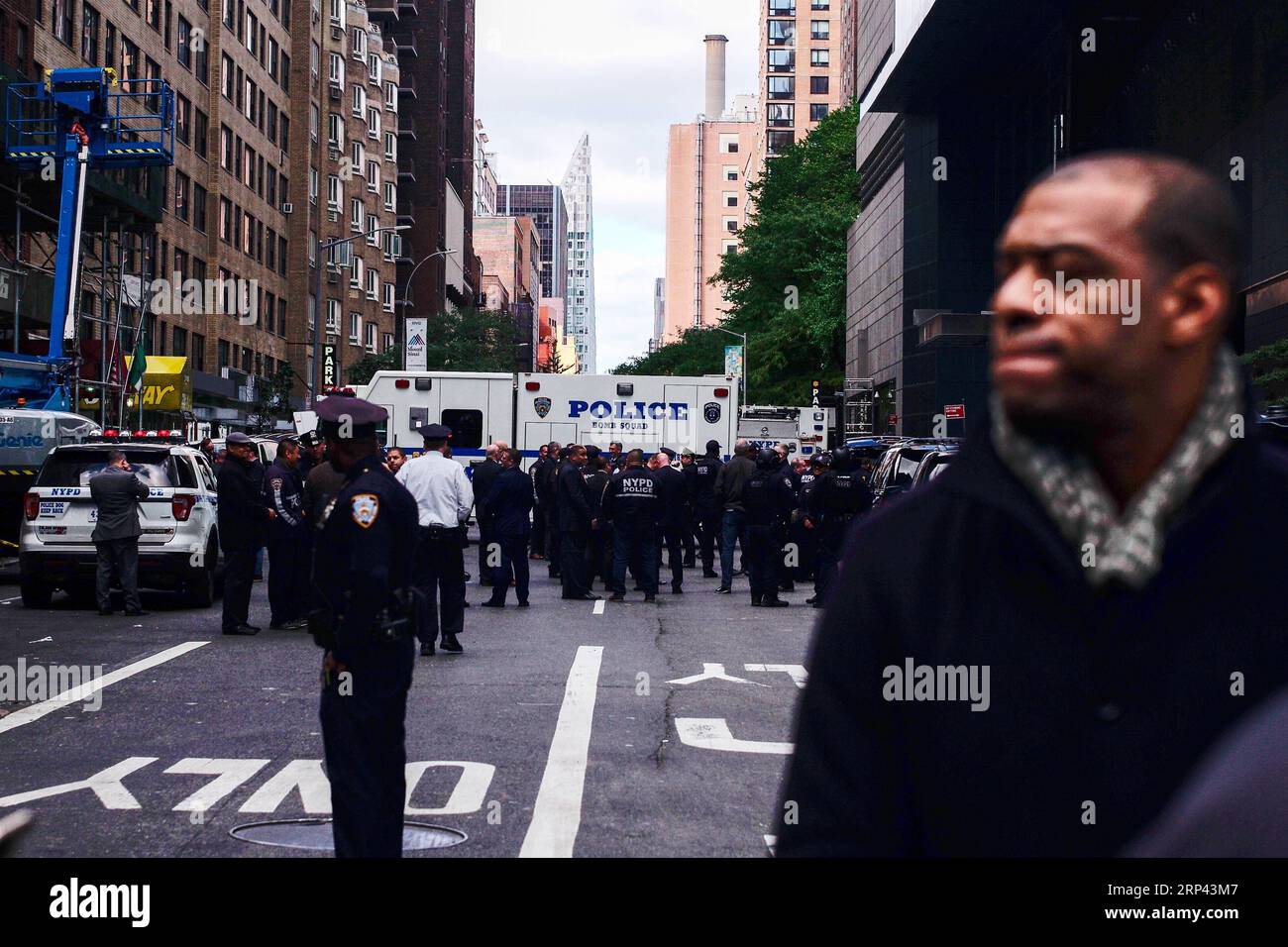 Cnn building new york hi-res stock photography and images - Alamy