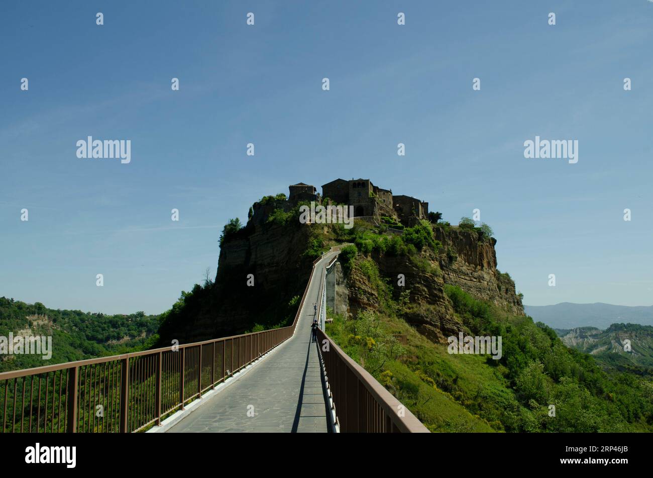 Civitavecchia di bagnoregio hi-res stock photography and images - Alamy