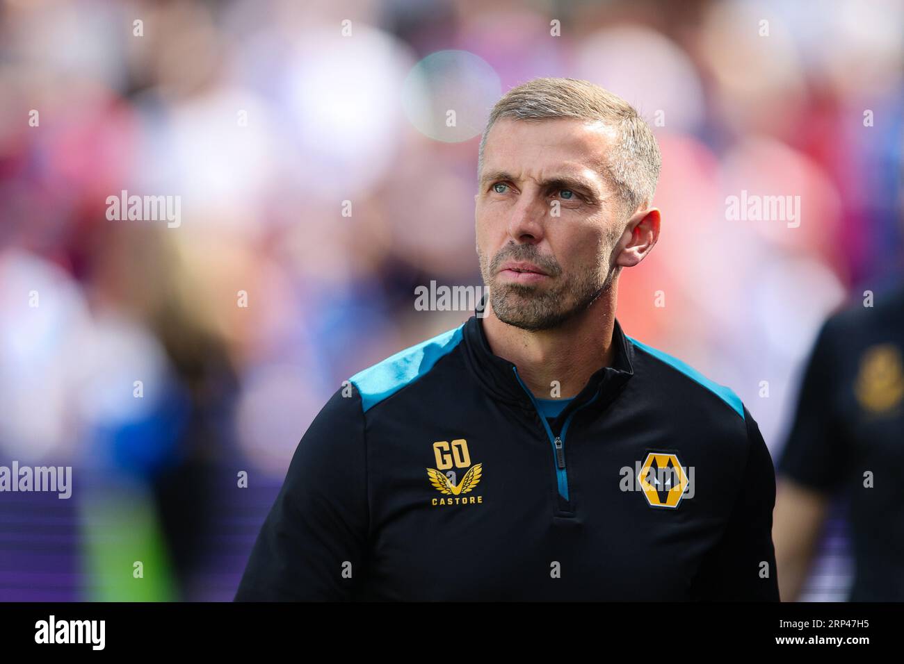 Gary o'neil wolves hi-res stock photography and images - Alamy