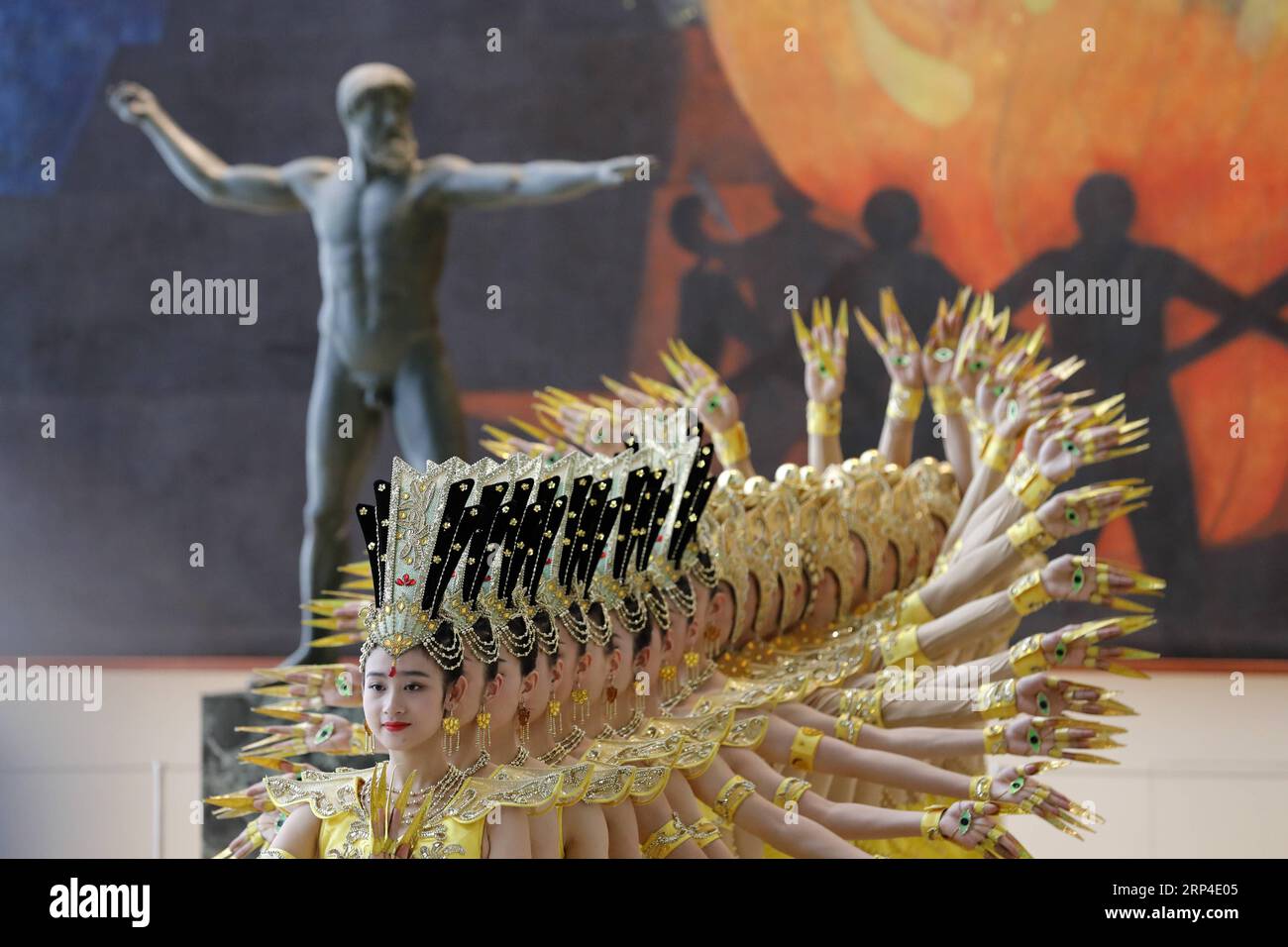Thousand hand dance hi-res stock photography and images - Alamy