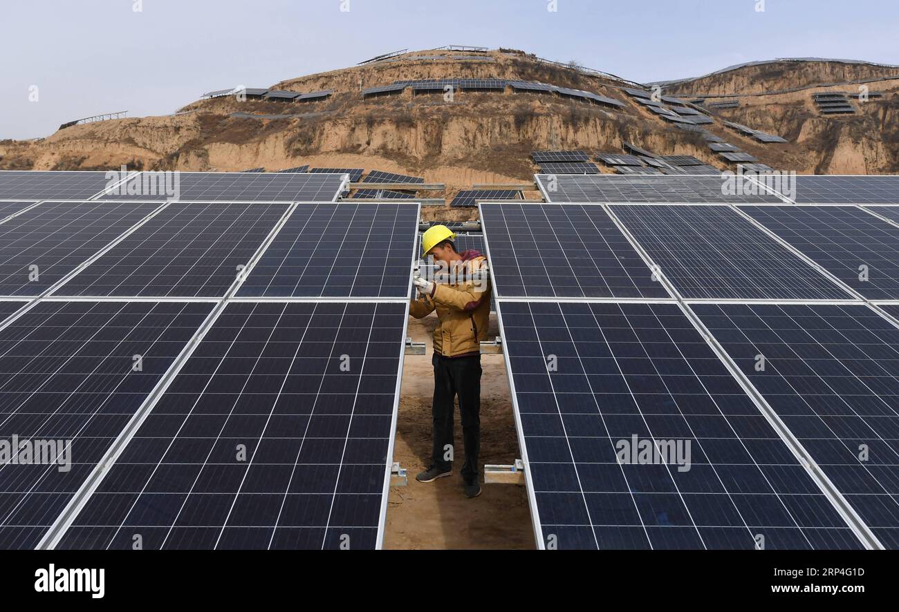 Solar panels village china hi-res stock photography and images - Alamy