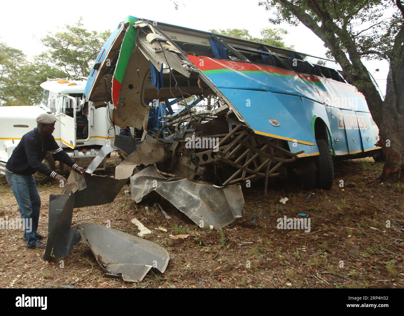 Mutare highway hi-res stock photography and images - Alamy