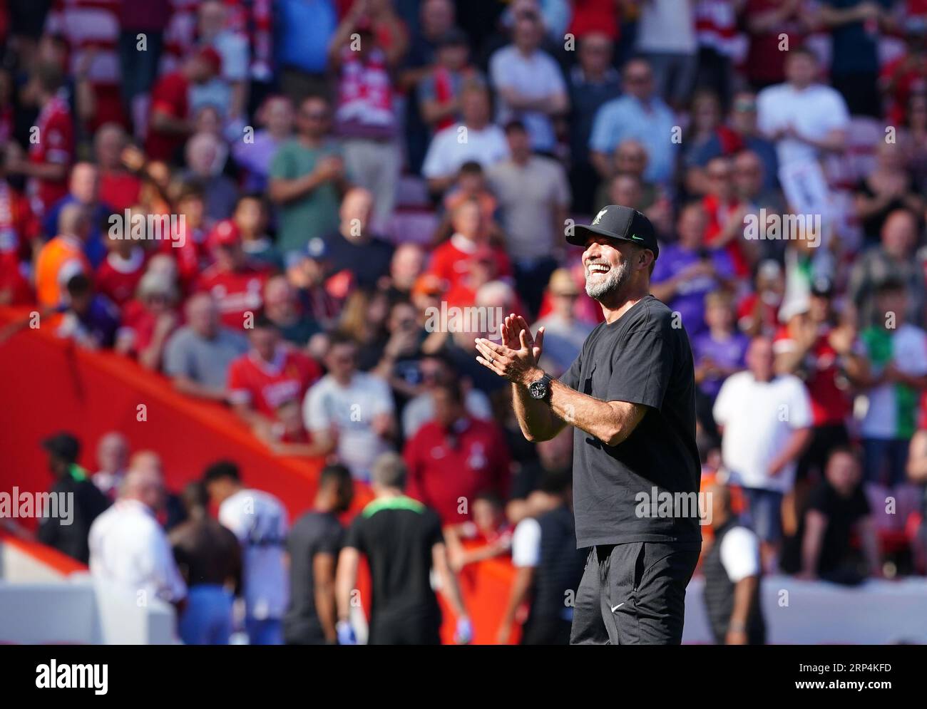 Liverpool manager jurgen klopp applauds the fans following the premier ...