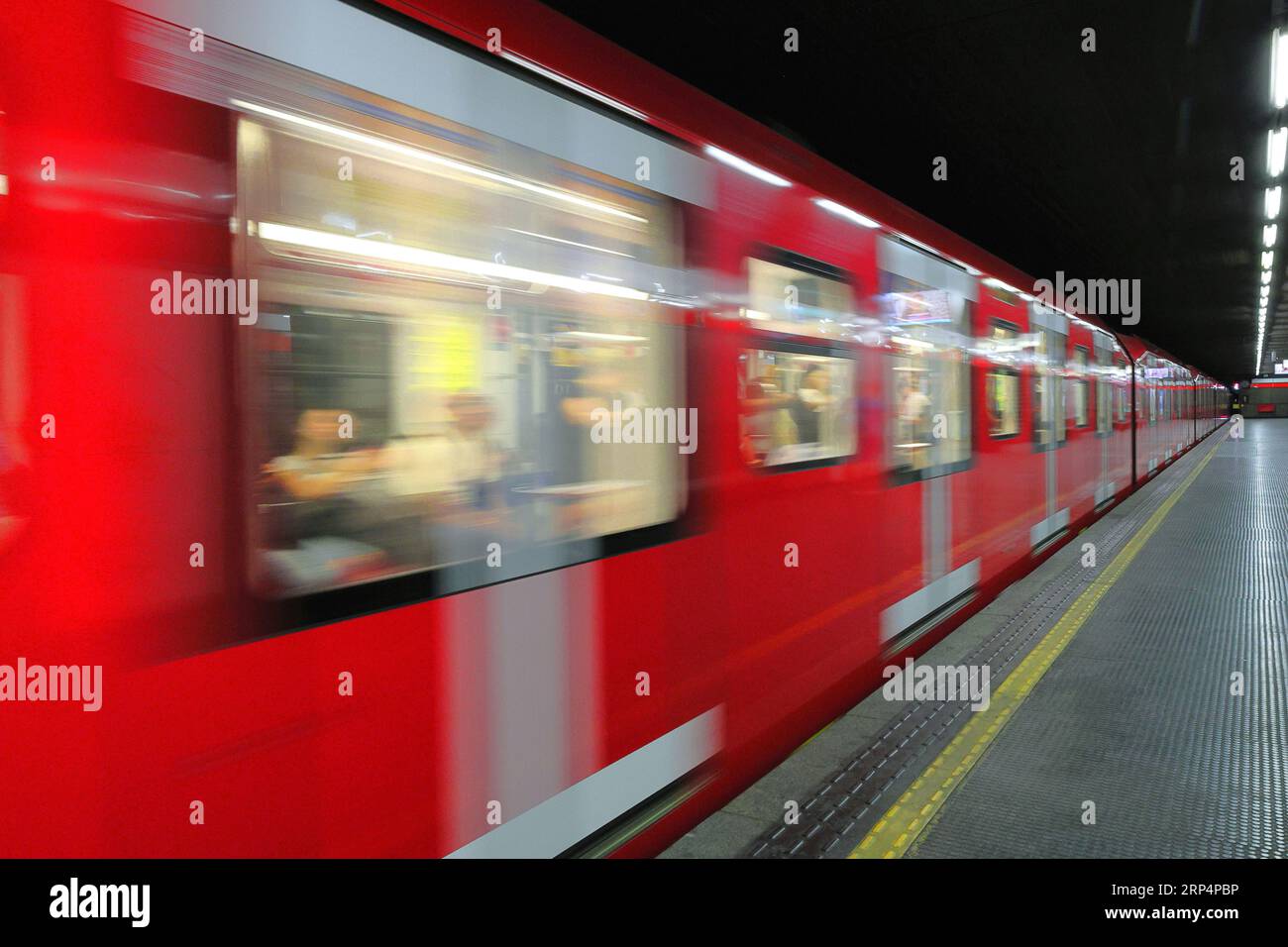 Red line underground hi-res stock photography and images - Alamy