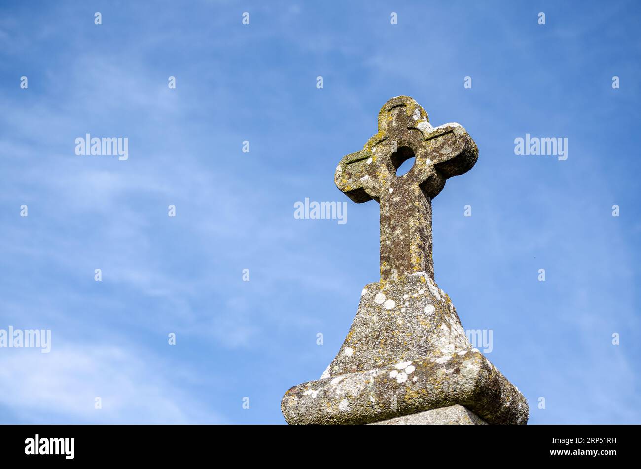 Granite stone cross crucifix memorial hi-res stock photography and ...