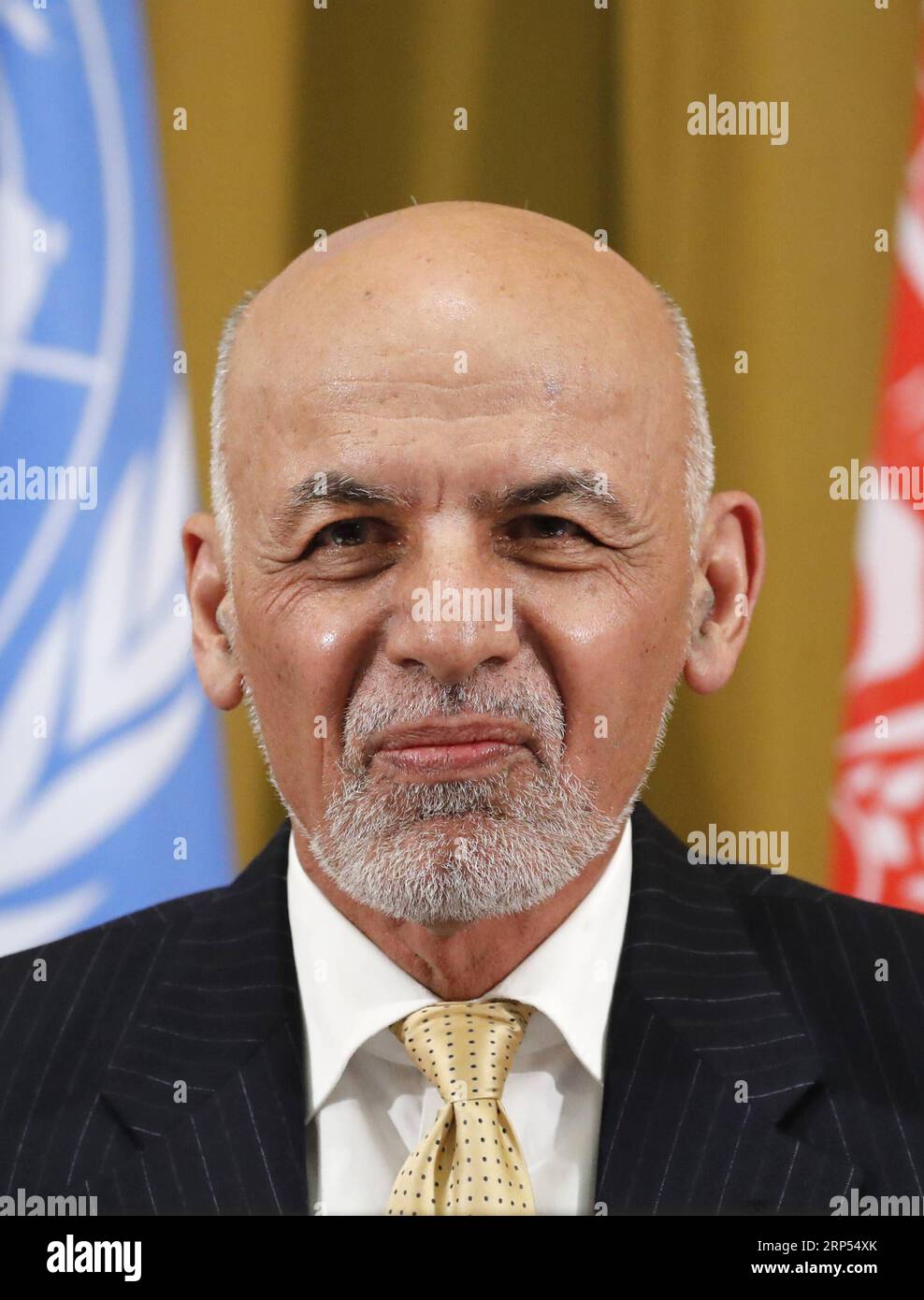(181127) -- GENEVA, Nov. 27, 2018 -- Afghan President Ashraf Ghani ...