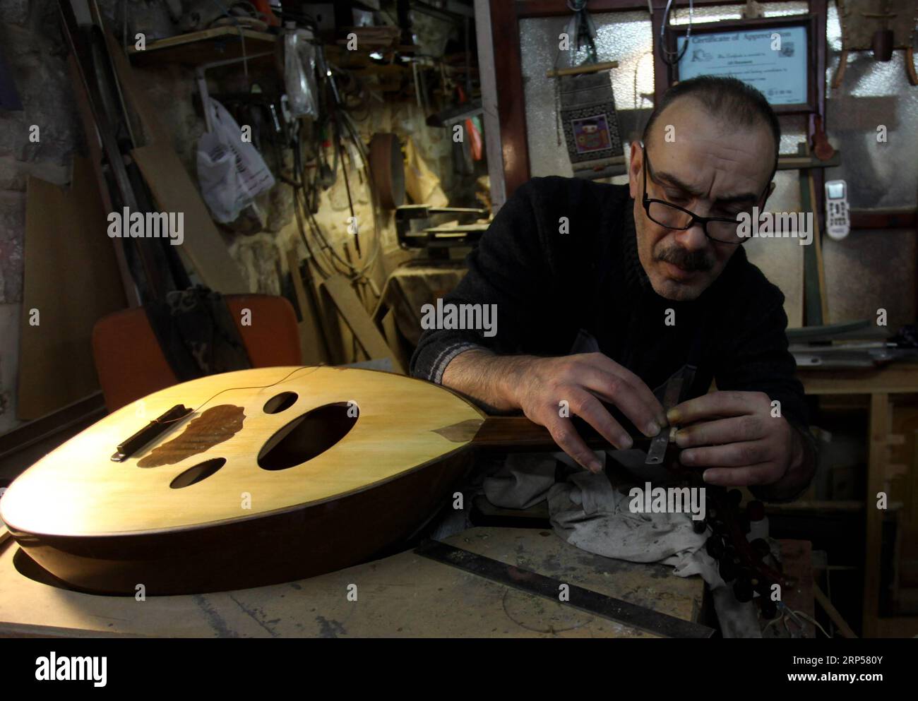 (181202) -- NABLUS, Dec. 2, 2018 -- Palestinian Ali Hasneen, 57, makes ...