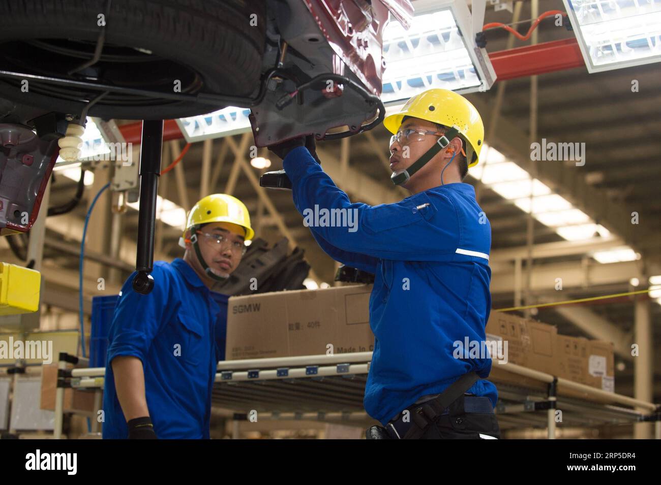 Wuling motors hi-res stock photography and images - Alamy