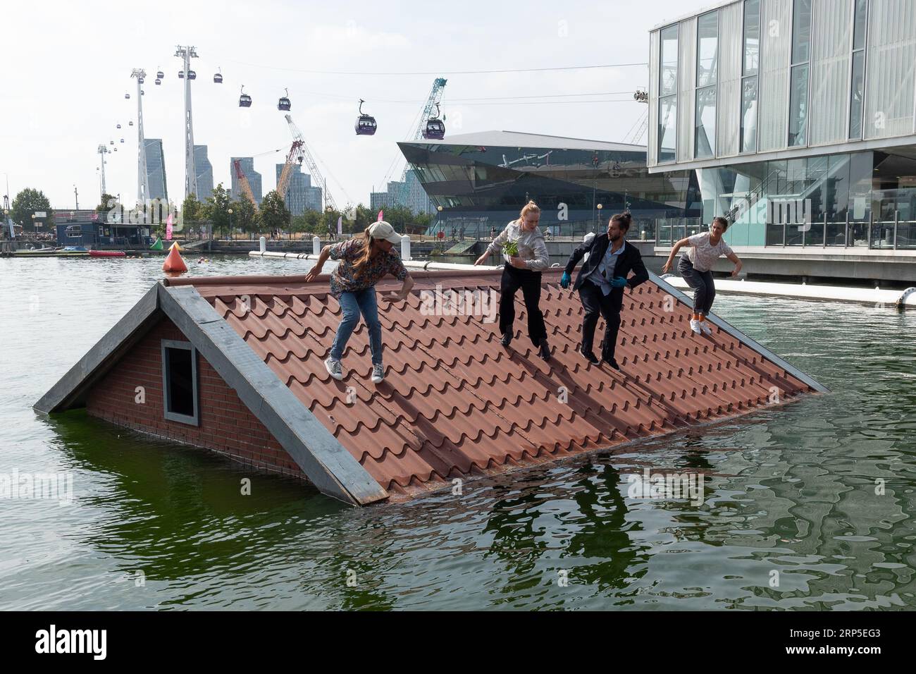 Holland house thames hi-res stock photography and images - Alamy