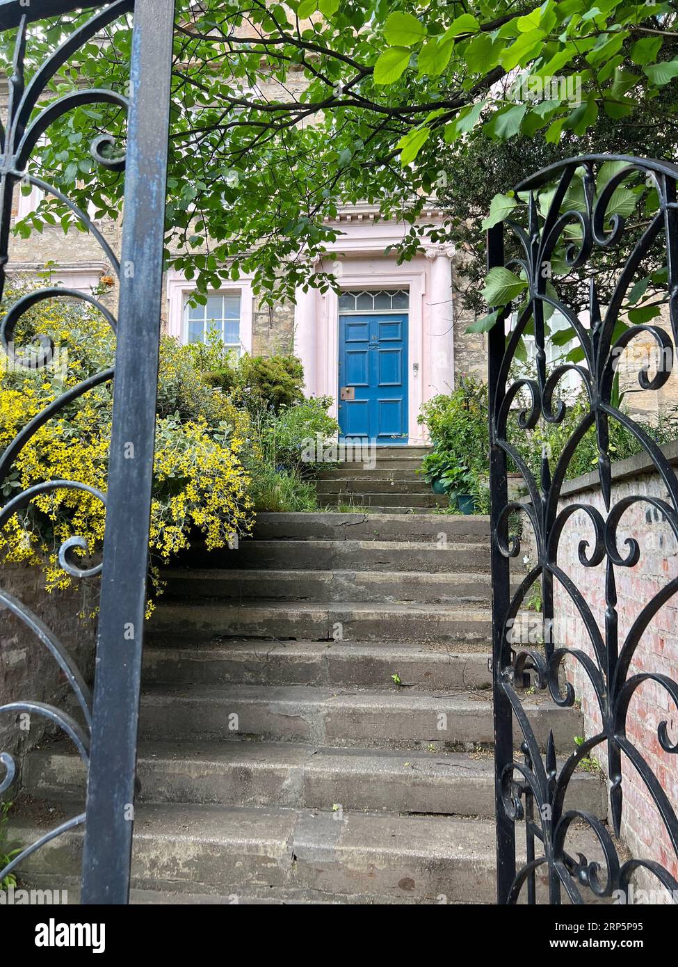 Scottish house open door hi-res stock photography and images - Alamy