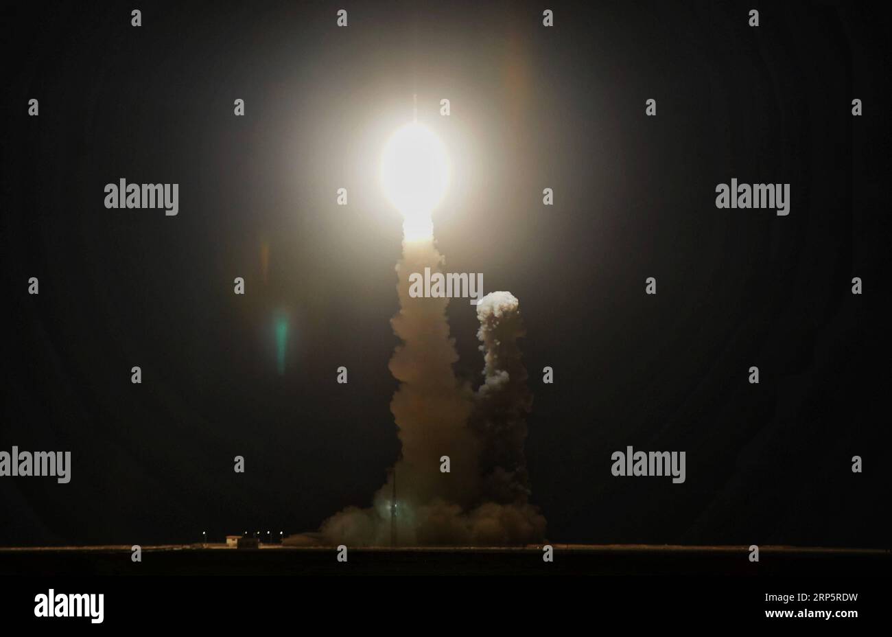 Li jin hi-res stock photography and images - Alamy