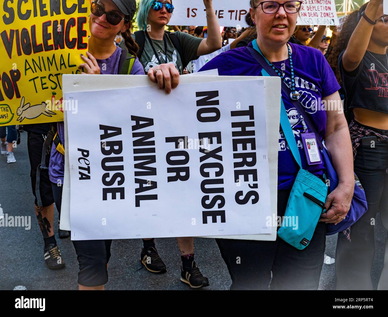 Peta animal testing hi-res stock photography and images - Alamy