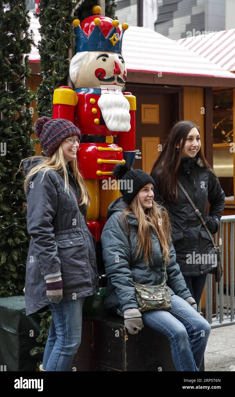 (181223) -- CHICAGO, Dec. 23, 2018 -- The Gash family sisters, (left to ...