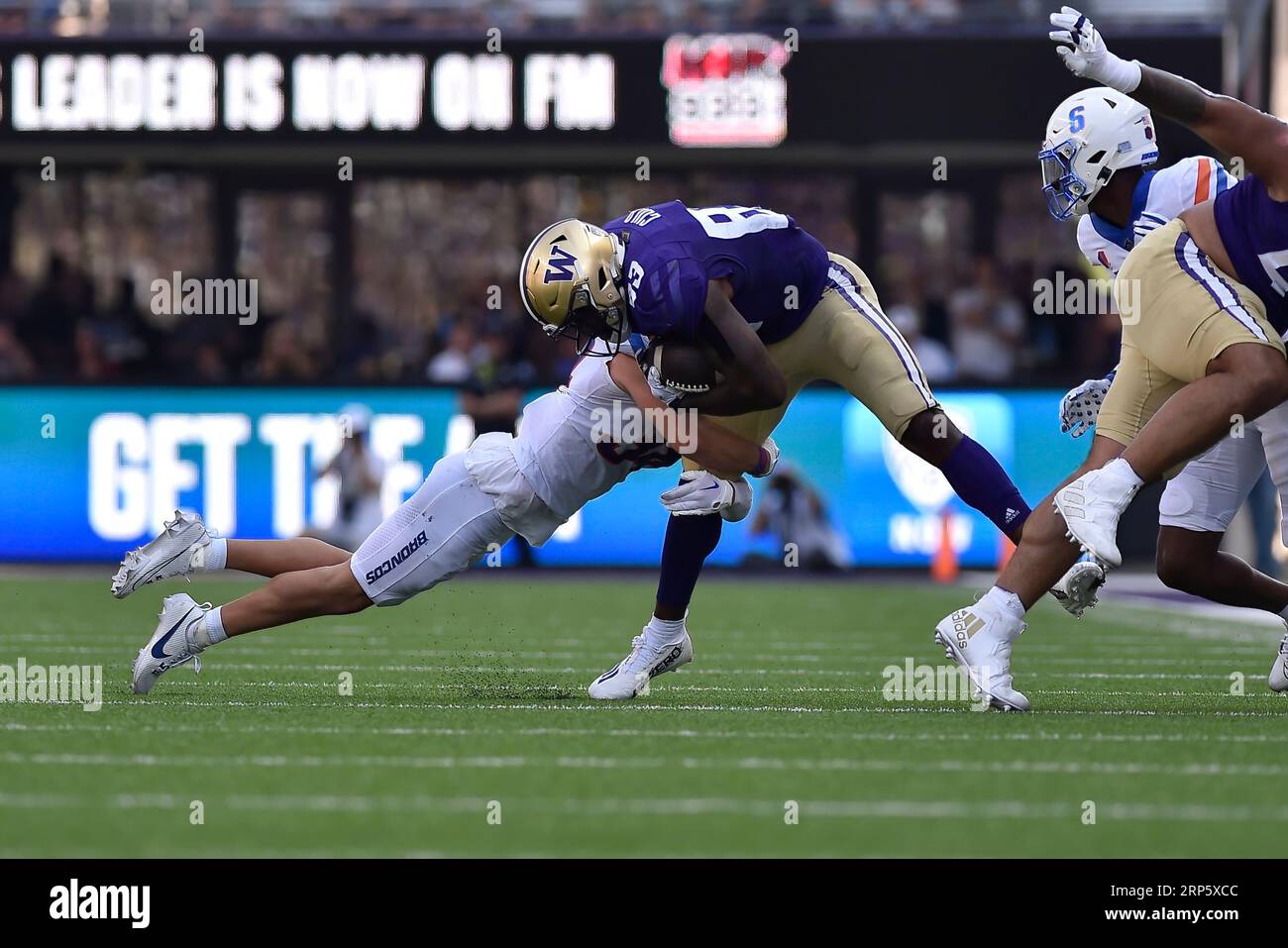 Seattle, WA, USA. 02nd Sep, 2023. Washington Huskies tight end Devin ...
