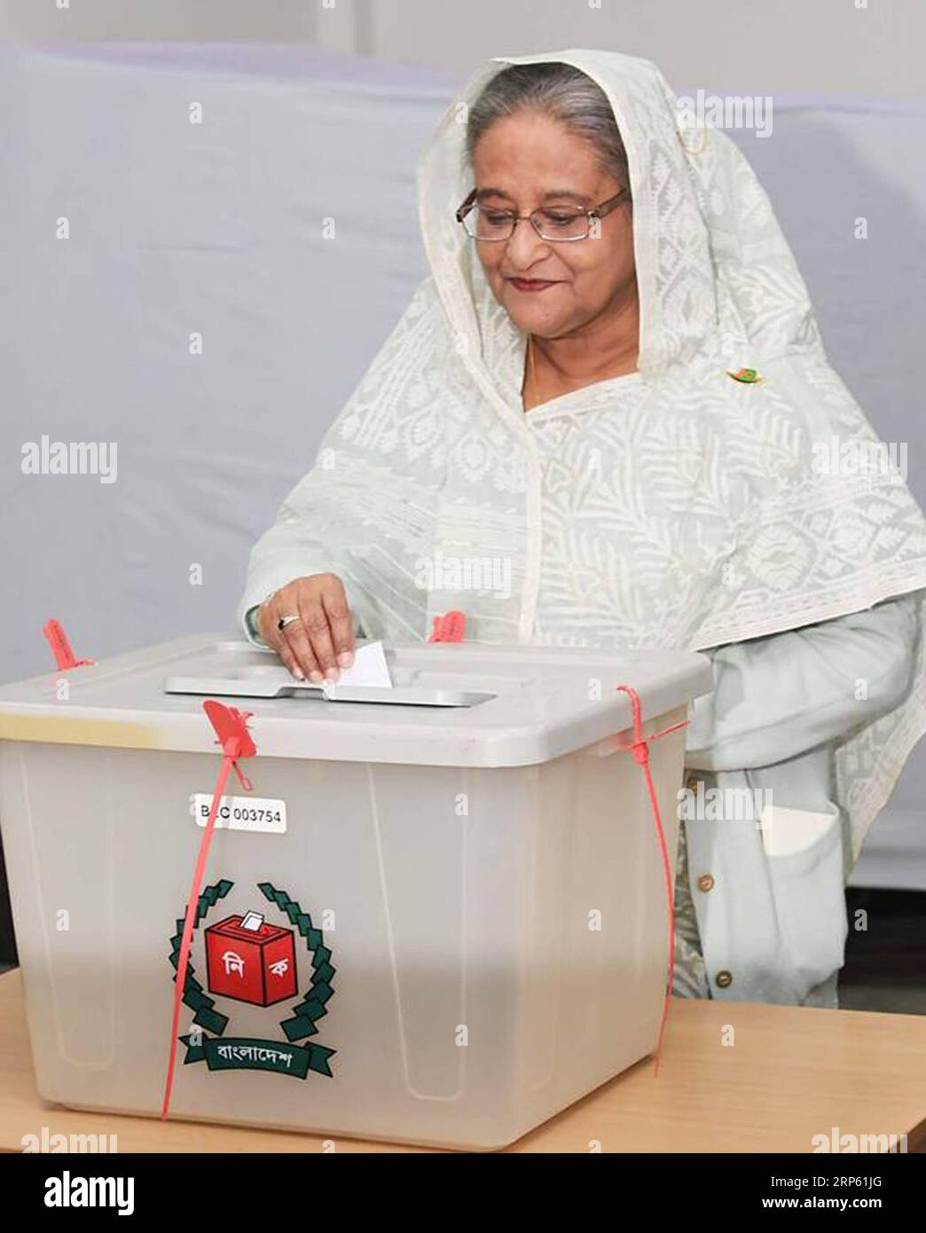 Bangladesh dhaka poling hi-res stock photography and images - Alamy