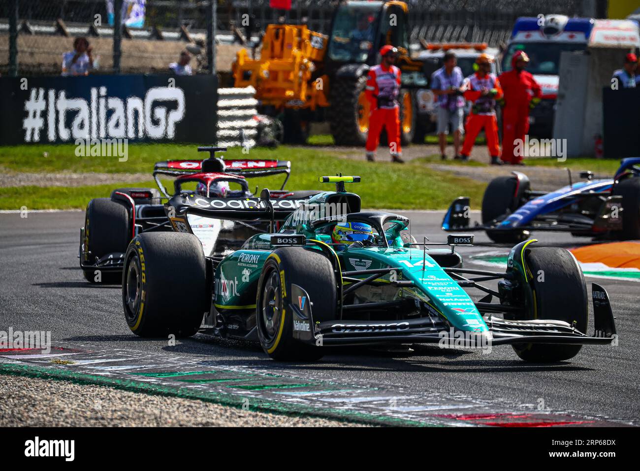 #14 Fernando Alonso, (ESP) Aramco Aston Martin Mercedes during the ...