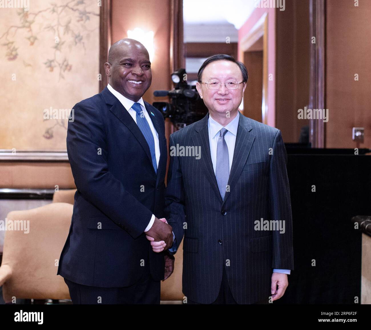 Leone fm meeting hi-res stock photography and images - Alamy