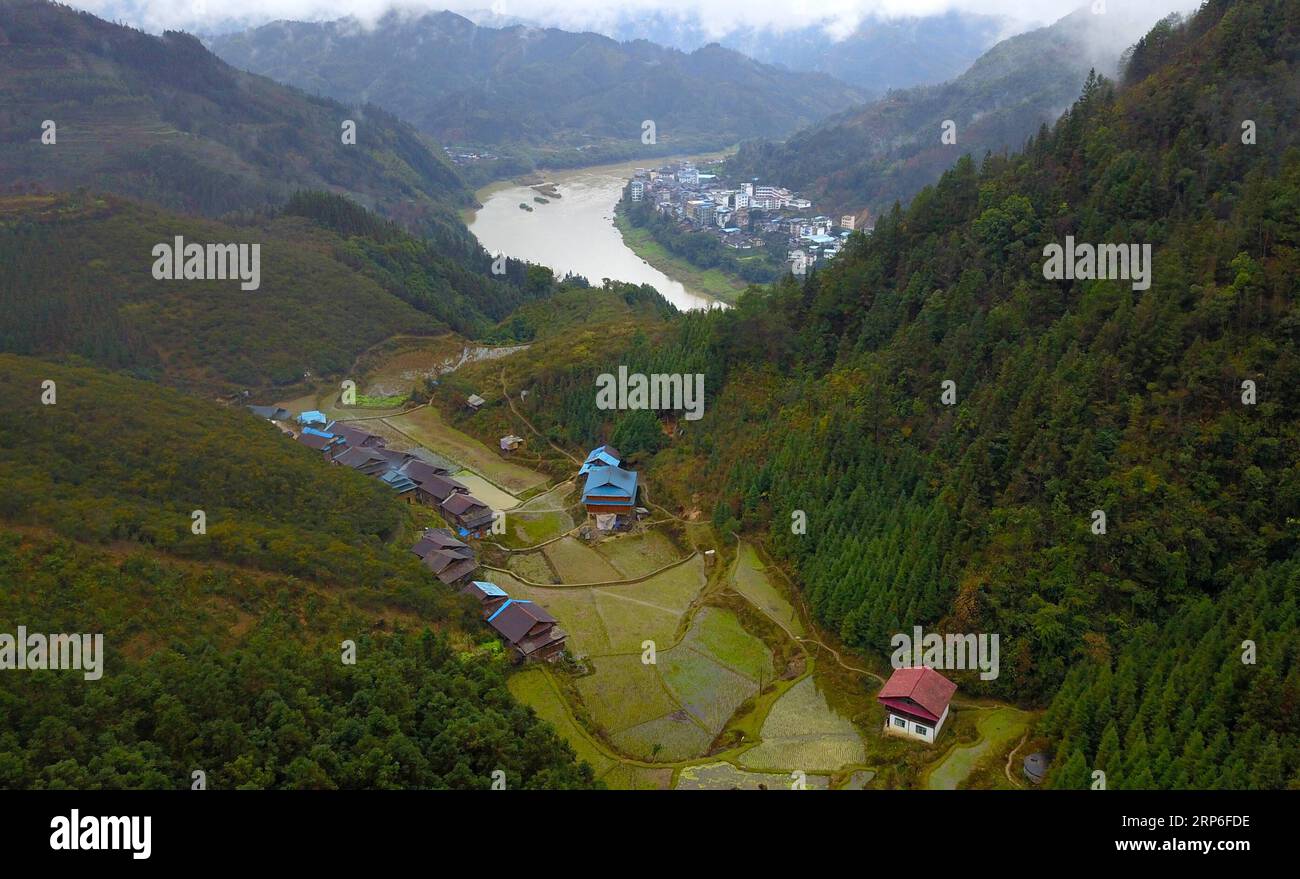 Yanjin, china hi-res stock photography and images - Alamy