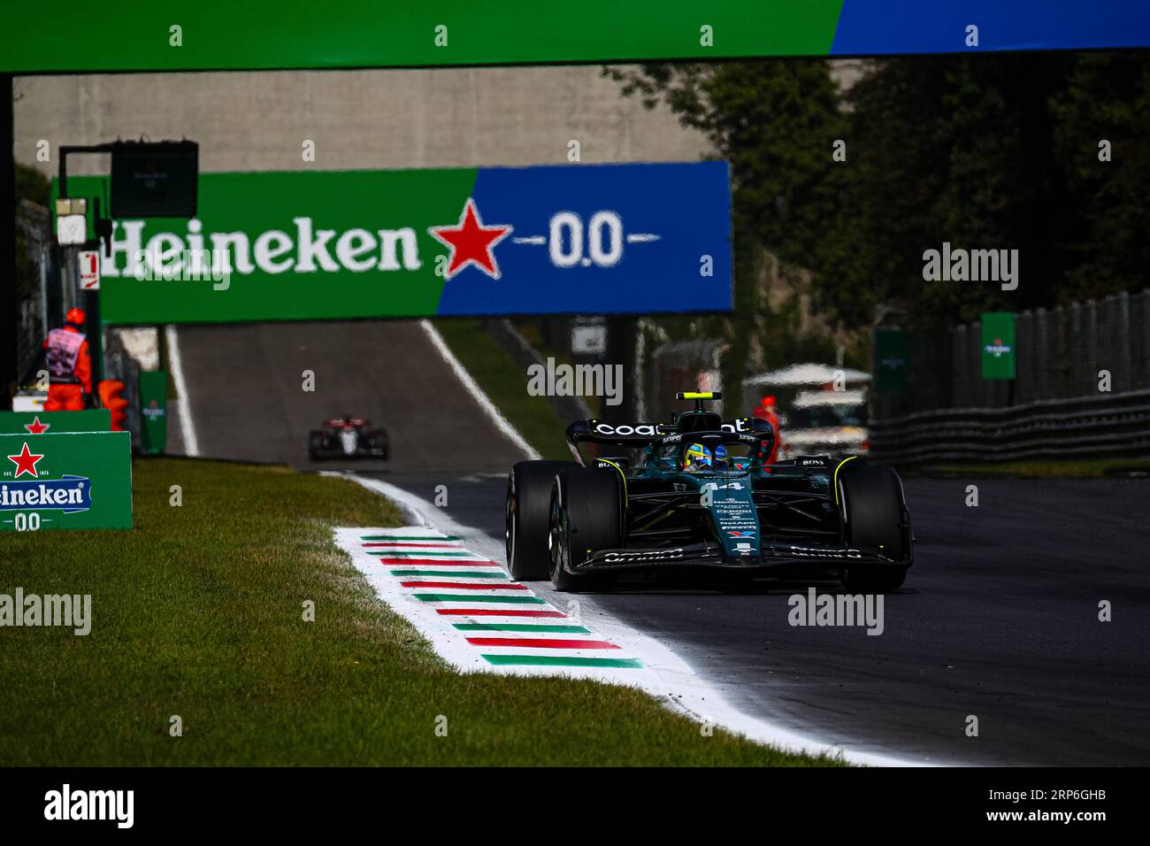 #14 Fernando Alonso, (ESP) Aramco Aston Martin Mercedes during the ...