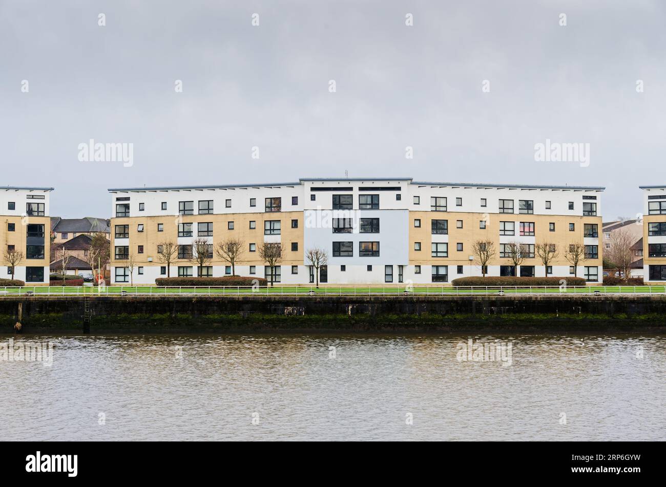 Modern high rise flats at new development in London Stock Photo - Alamy