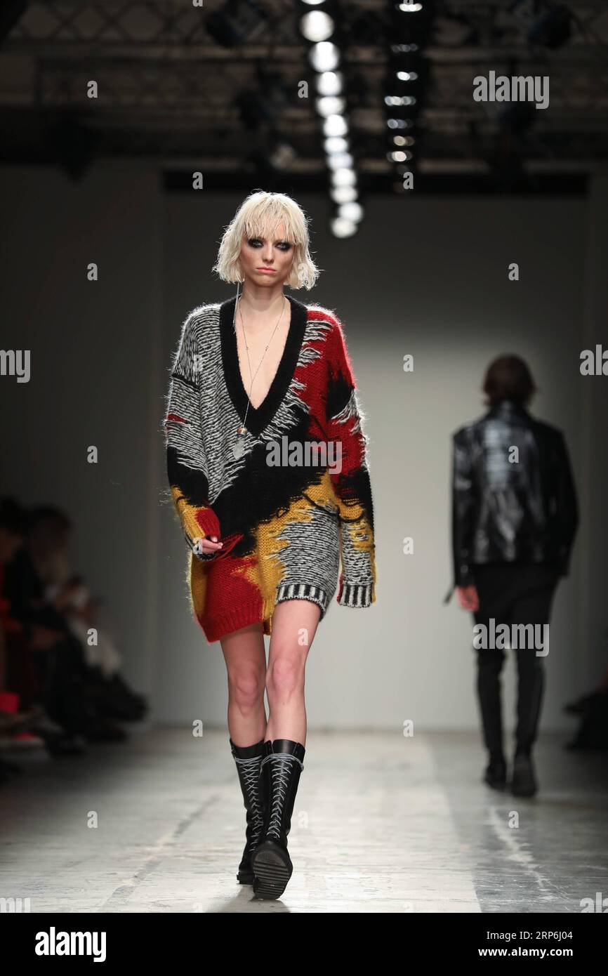 Wek isabel hi-res stock photography and images - Alamy