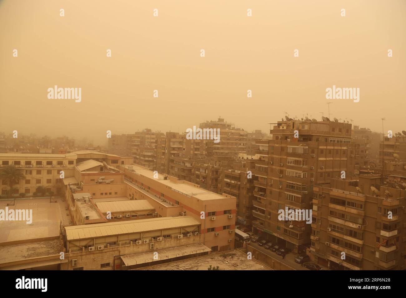 Sandstorm egypt hi-res stock photography and images - Alamy