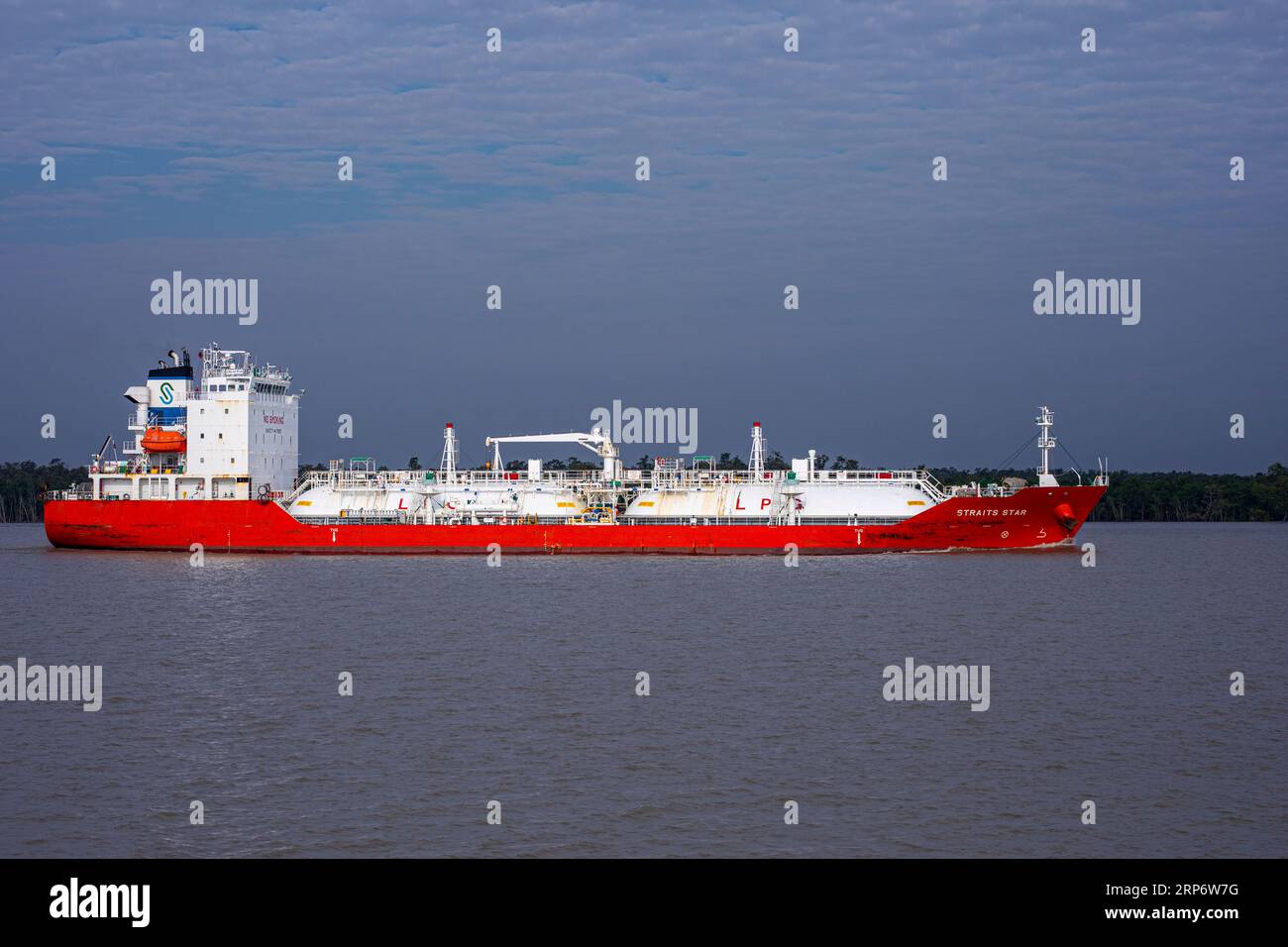 The LPG tanker Straits Star heading to the Mongla port on the Pashur ...