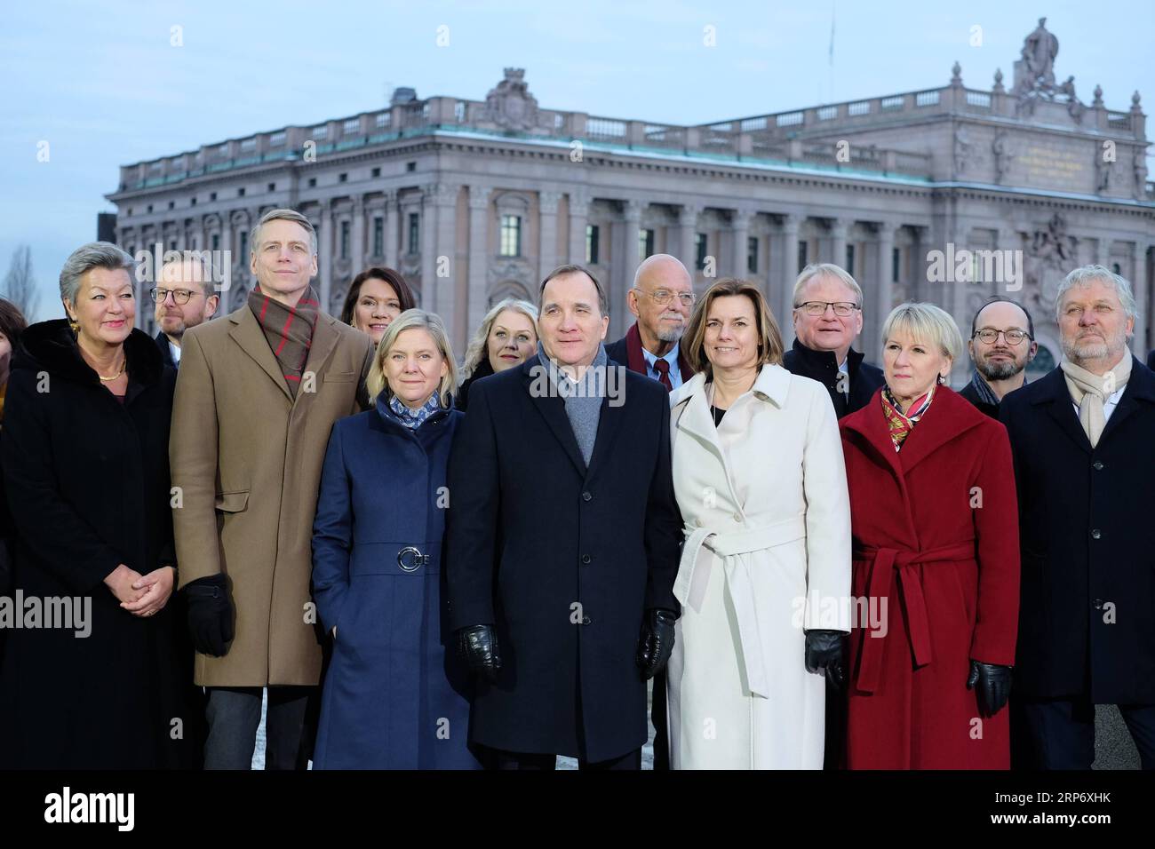Ministers of parliment hi-res stock photography and images - Alamy
